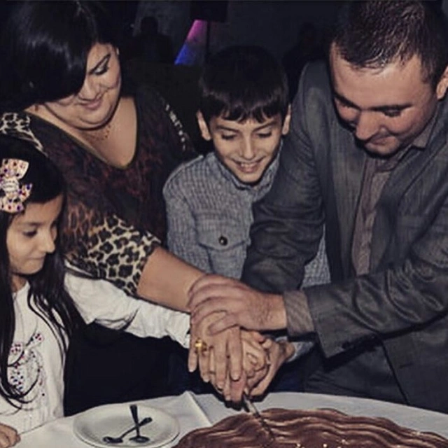 Nail Naiboğlu vəfat edən həyat yoldaşından yazdı - Oxu.az